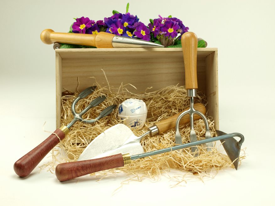 tools for spring - Dutch Garden Tools